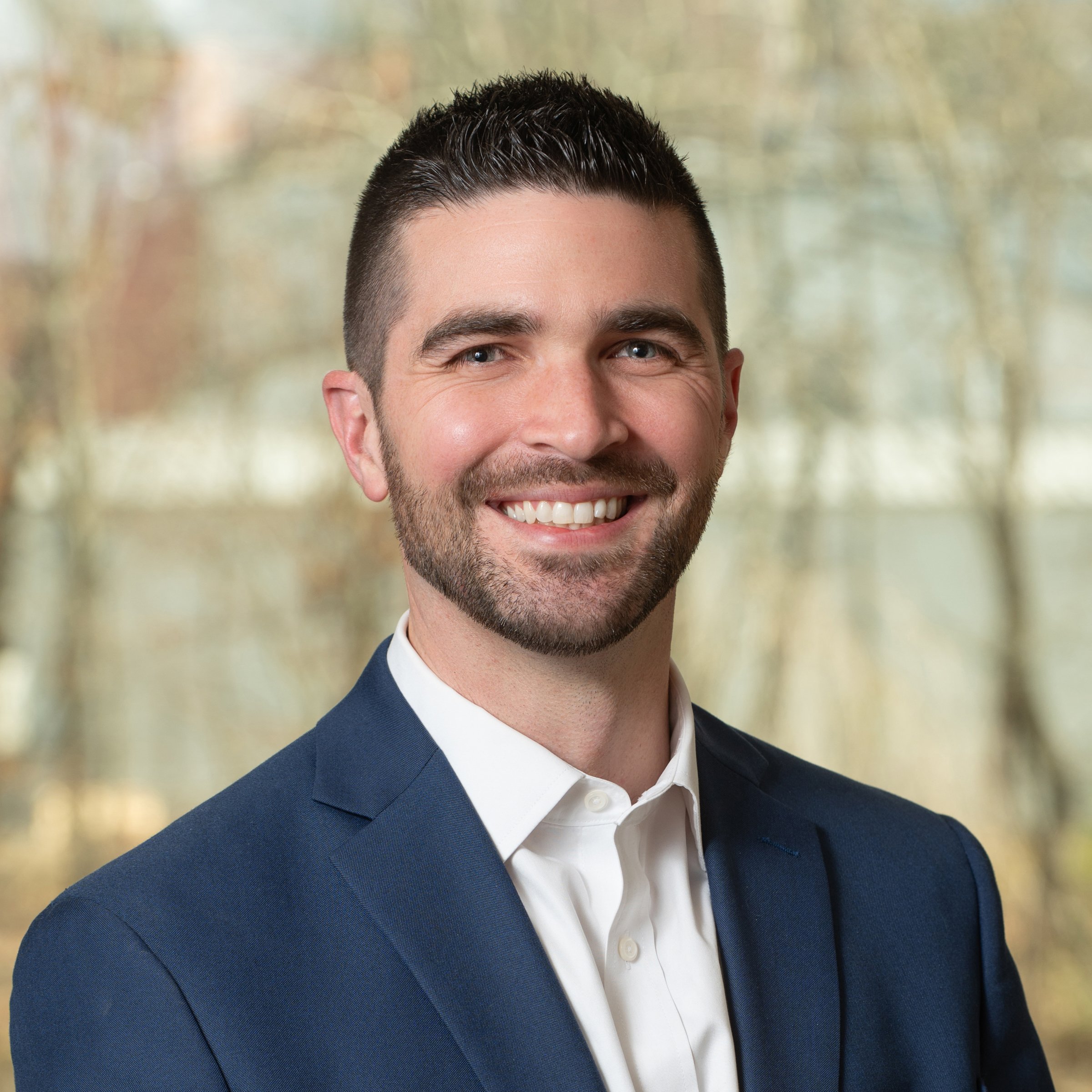 IUM2025 | About The Speaker